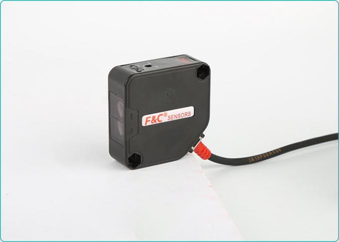 Long Distance Rectangular Photoelectric Sensor 400cm Retro-Reflective 12VDC