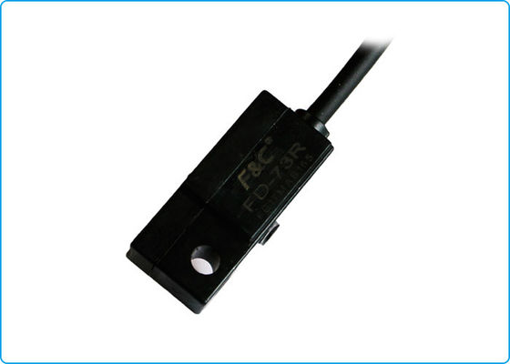 12V 2 Wires Reed Switch Electric Magnetic Switch For Cylinder